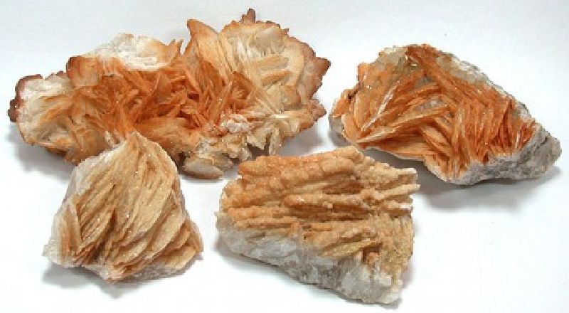 Barit – Ásvány műhely – Egyedi Ásvány Ékszerek